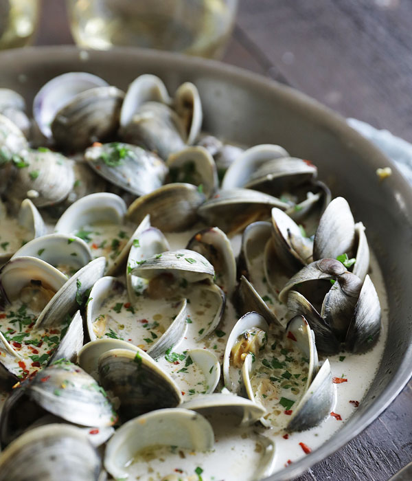 Garlic Butter Clams | Heinen's Grocery Store