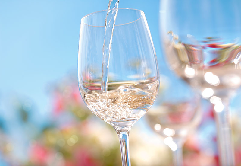 Refreshing Summer White Wine Tasting | Heinen's Grocery Store | July 18 ...