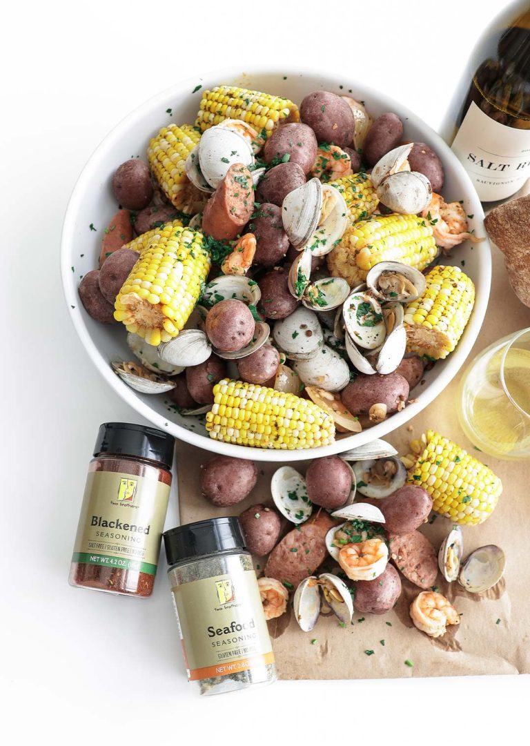 One-Pot Clambake with Shrimp | Heinen's Grocery Store