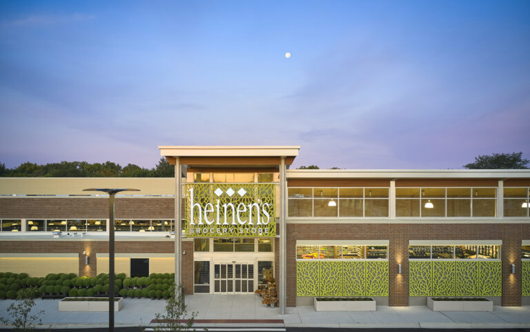 Heinen's Grocery Store | Naperville, IL | 1244 E. Chicago Ave