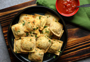 Toasted Chicken Parmesan Ravioli Bites | Heinen's Grocery Store